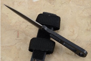 BladeConnection: Practical and Tactical Knives for Daily Carry